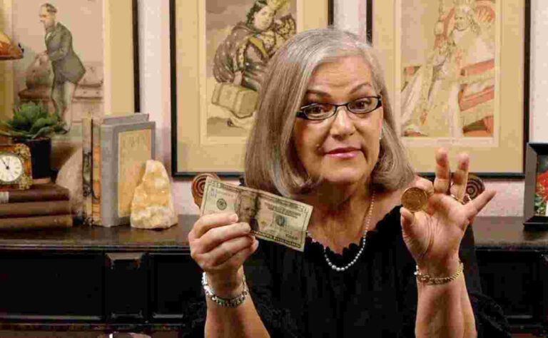 Lynette Zang Net Worth 2024 - Husband, Age, Height, Professional Life ...