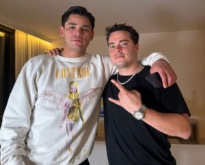 Aaron Steinberg Net Worth 2024 - Wife, Age, Height, Professional Life ...