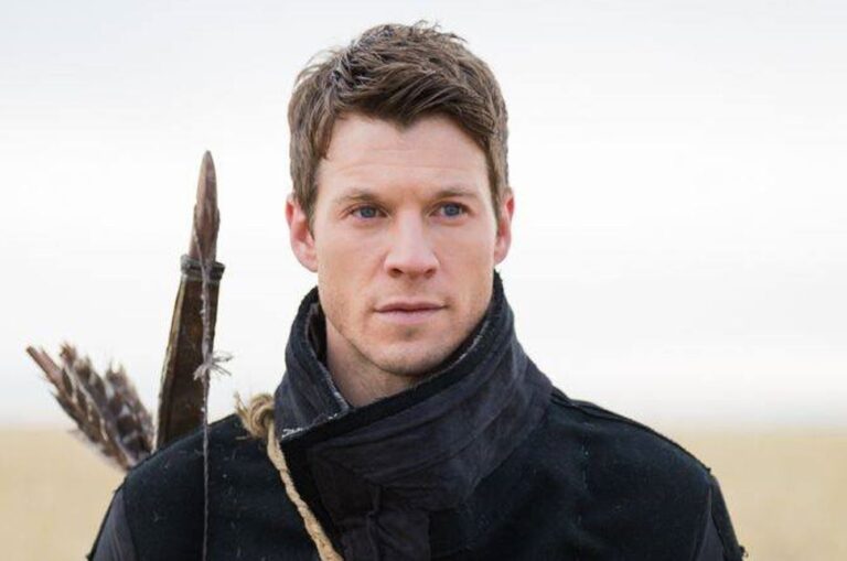 Chad Michael Collins Net Worth 2025 - Actor's Action Roles and Personal ...