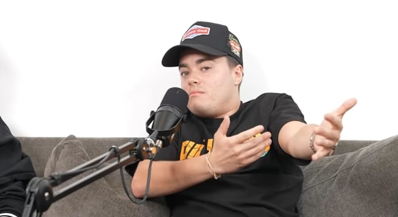 Aaron Steinberg Net Worth 2024 - Wife, Age, Height, Professional Life ...