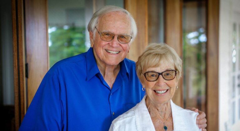 Loren Cunningham Net Worth 2024 – Wife, Age, Height, Professional Life ...